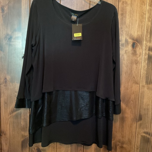 eva varro | Tops | Eva Varro Black Textured Layer Tunic | Poshmark